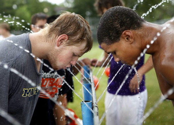 High School Pre-Season Heat Illness Guidelines SportsMD
