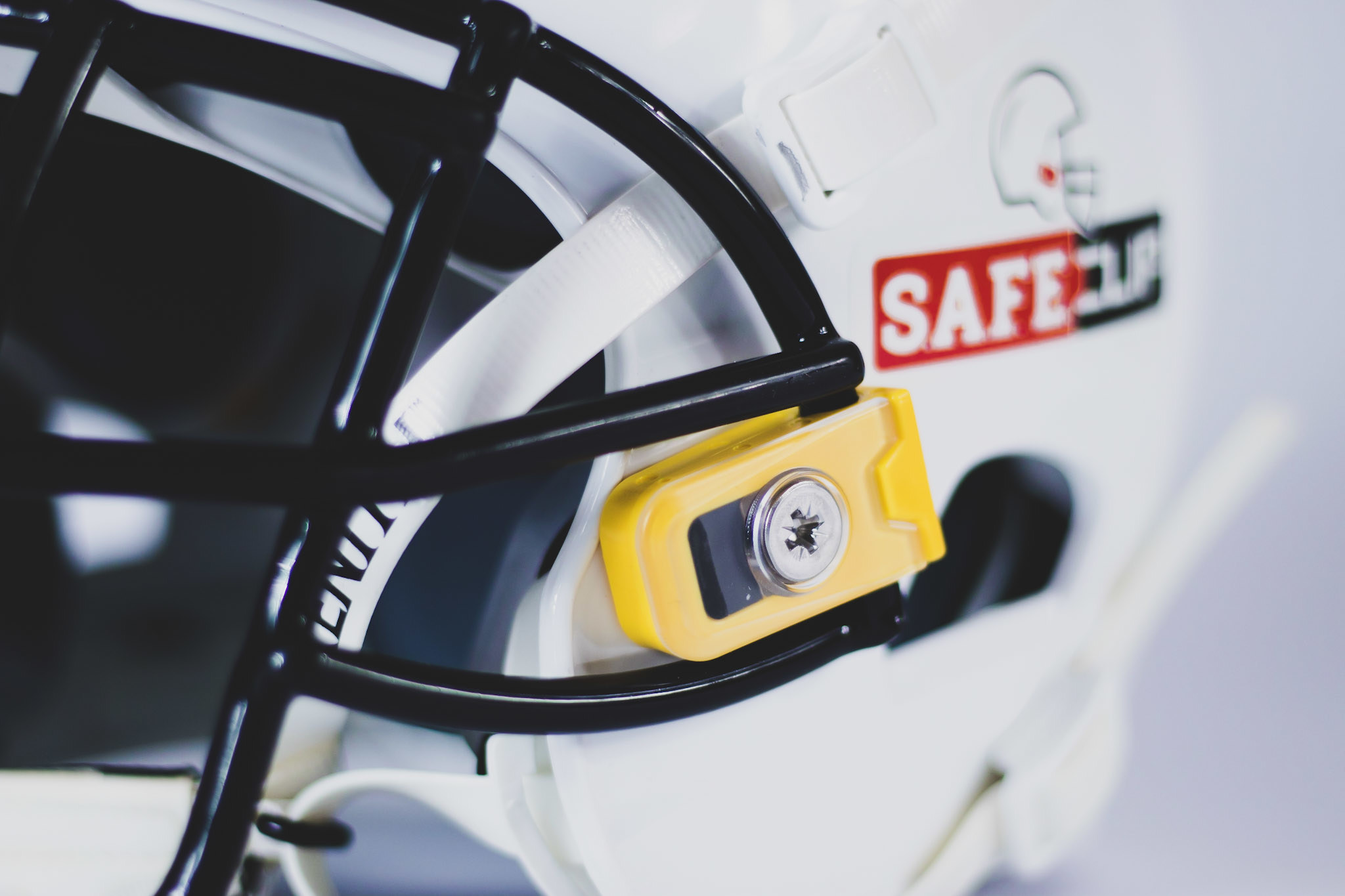 S.A.F.E.Clip Facemask Clip Aims To Reduce Impact, Gains Design Patent ...